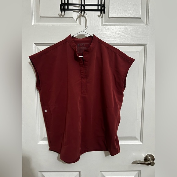 Figs | Tops | Figs Rafaela Oversized Scrub Top In Burgundy | Poshmark